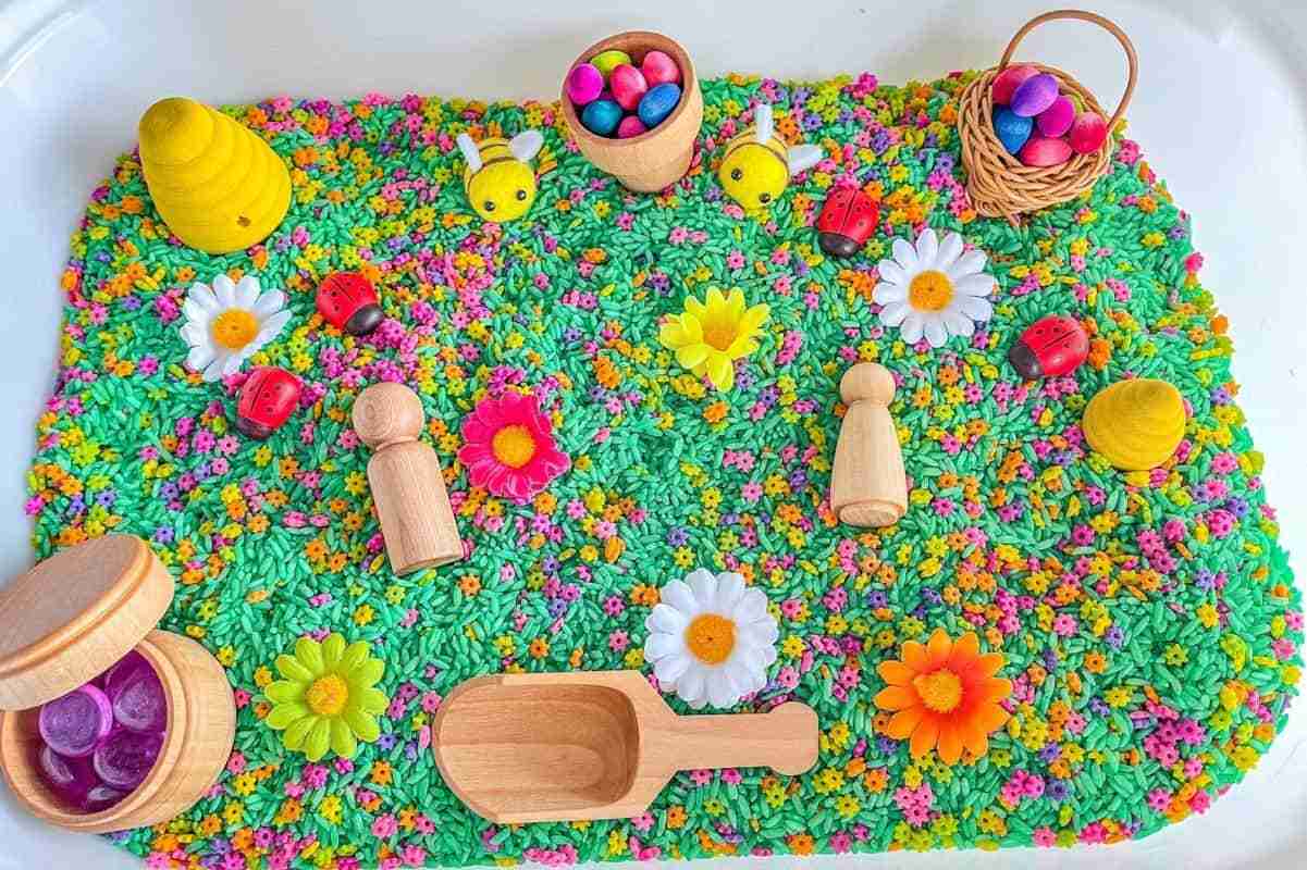 Spring Garden Flower Sensory Bin | Sensory-N-Stuff