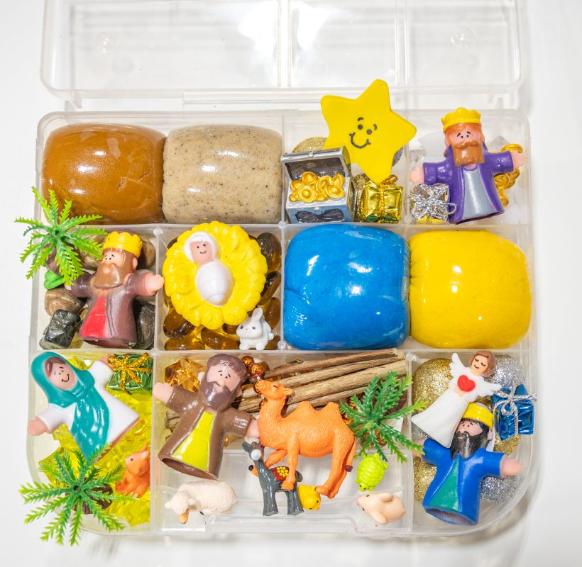 Deluxe Christmas Playdough Kit | Sensory-N-Stuff